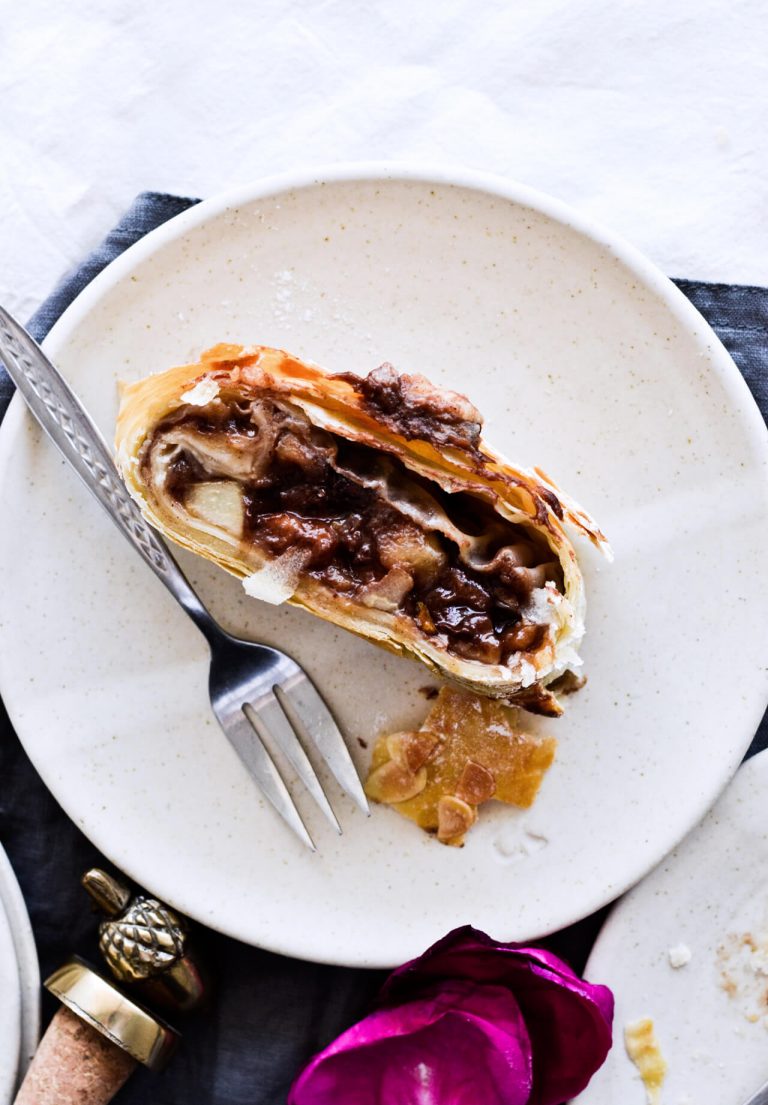 Easy chocolate pear strudel